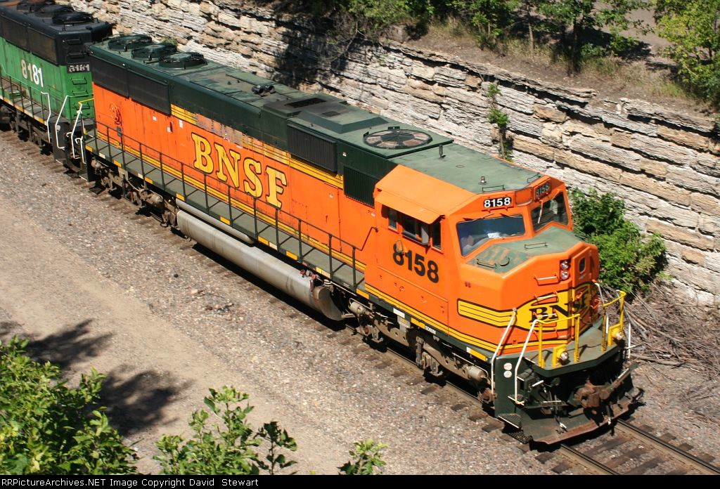 BNSF SD60M 8158